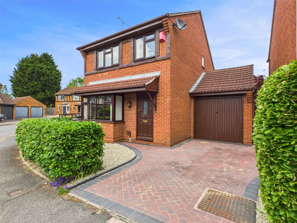 Homestead Avenue, Wall Meadow, Worcester, Worcestershire WR4, 3 bed ...