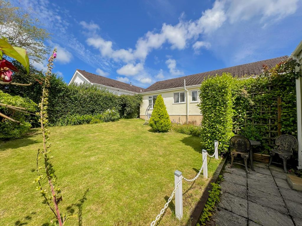 13 Harcroft Avenue, Saddlestone, Douglas IM2, 4 bed detached bungalow ...