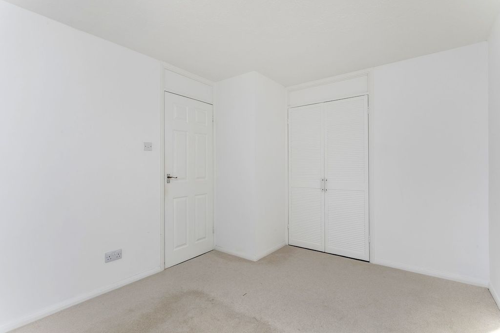 May Tree Close, Winchester SO22, 3 bed semi-detached house to rent ...