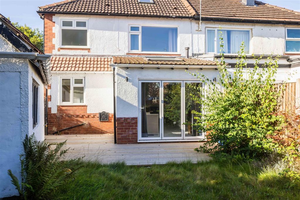 King Lane, Alwoodley LS17, 4 bed semi-detached house for sale, £450,000 ...