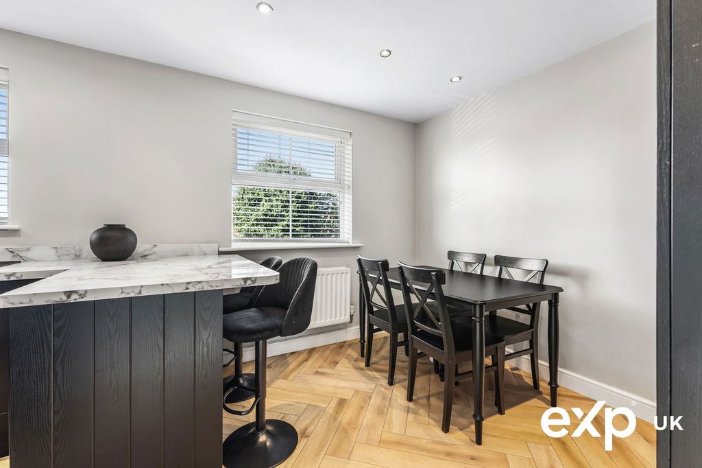 Terrace Lane, Pleasley, Mansfield NG19, 4 bed town house for sale, £ ...
