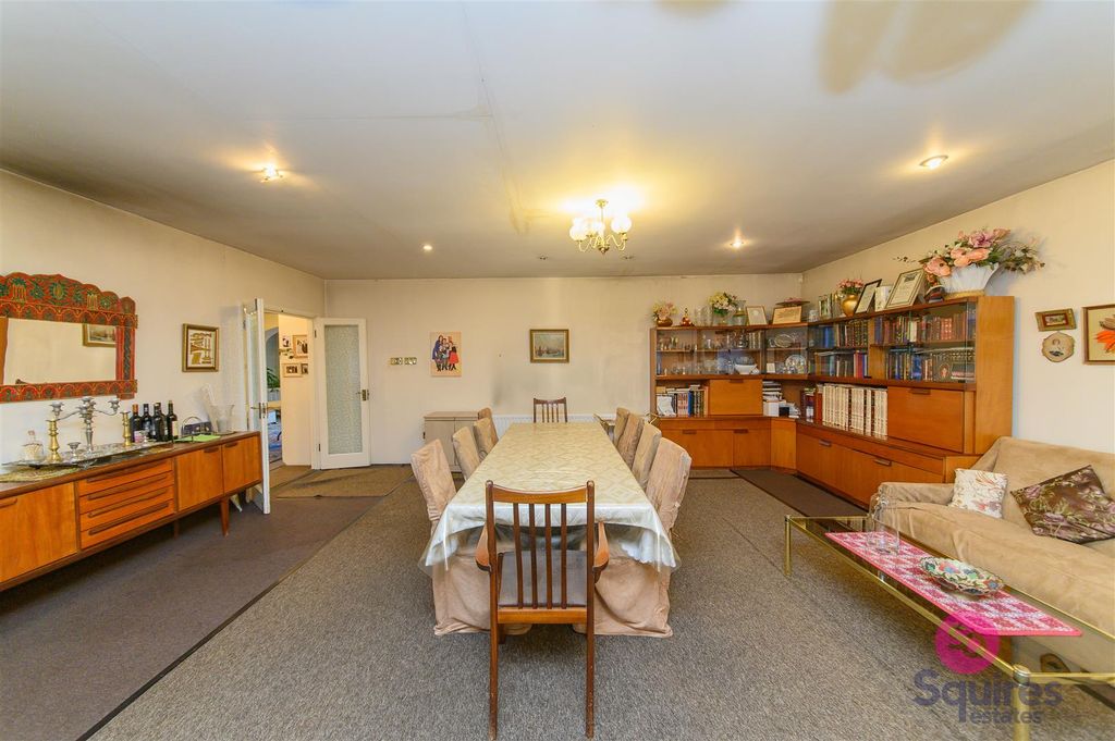 Prothero Gardens, London NW4, 9 bed detached house for sale, £2,650,000 ...