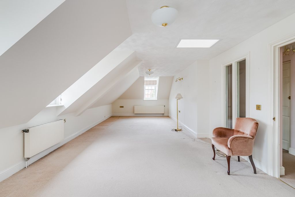 Asquith House, Guessens Road, Welwyn Garden City, Hertfordshire AL8, 2 ...