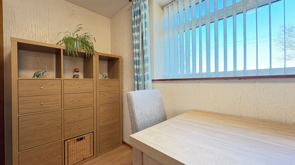 Rodway Road, Patchway, Bristol, Gloucestershire, 5Eg, Gb BS34, 3 bed ...