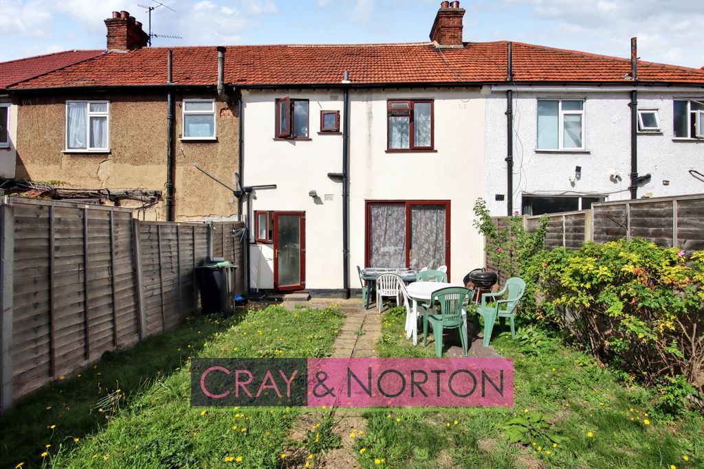 Thornton Road, London CR7, 3 bed terraced house for sale, £465,000 ...
