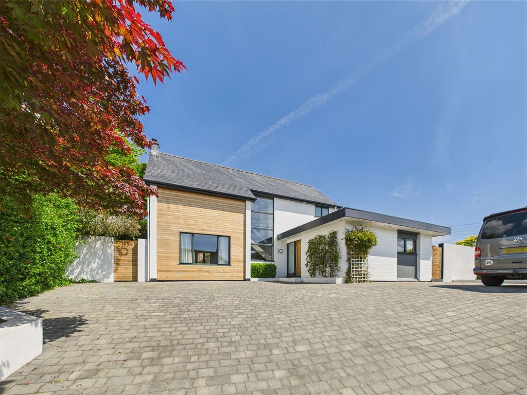 Woolbrook Mead, Sidmouth EX10, 4 bed detached house for sale, £725,000 ...