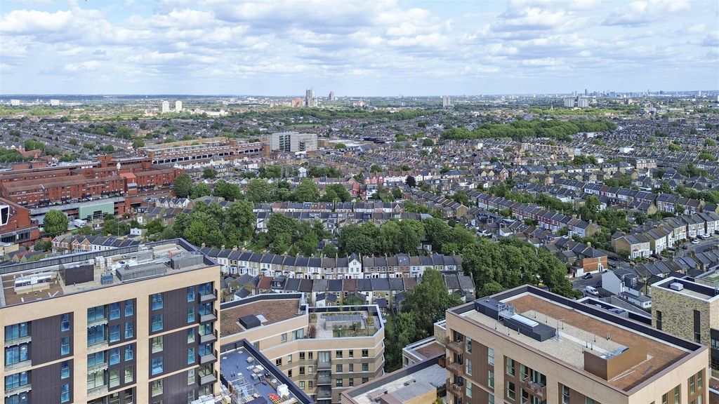 Azure House, Brook Road, Alexandra Gate N8, 2 bed flat for sale ...
