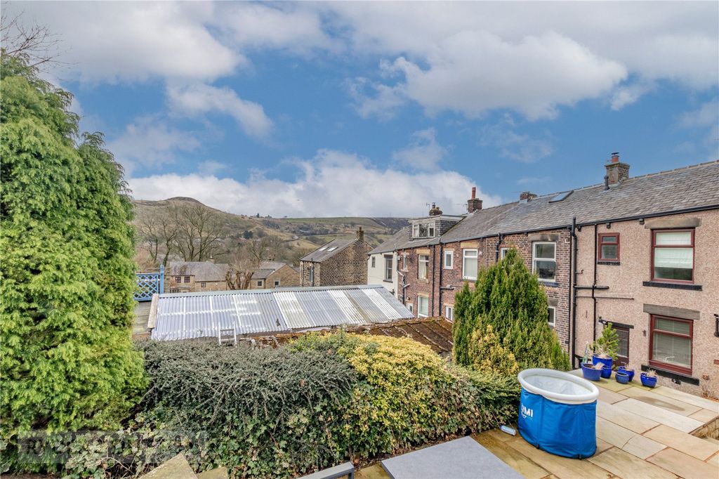 Delph Lane, Delph, Saddleworth OL3, 2 bed end terrace house for sale, £ ...
