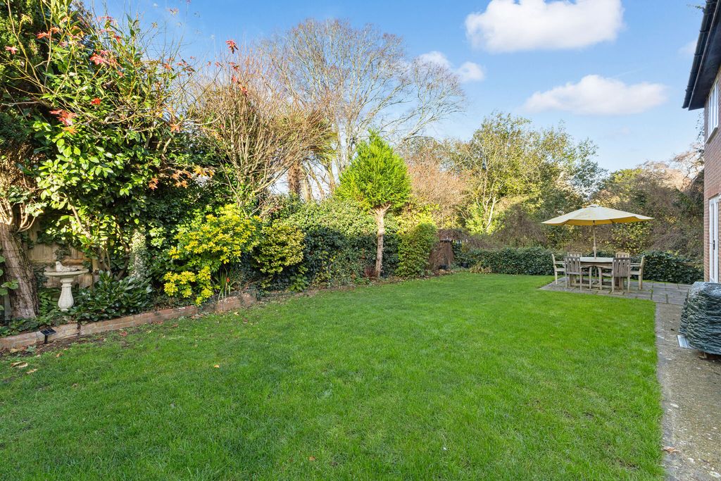 Cranford Drive, Holybourne GU34, 4 bed detached house for sale, £ ...