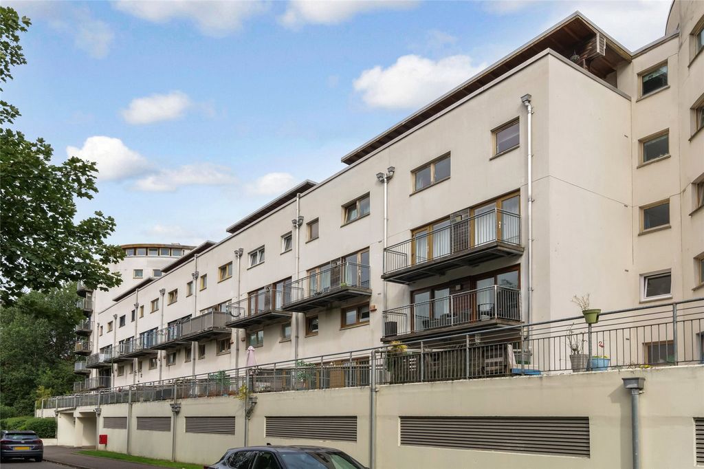 Lochburn Gate, Maryhill, Glasgow G20, 4 bed flat for sale, £195,000 ...