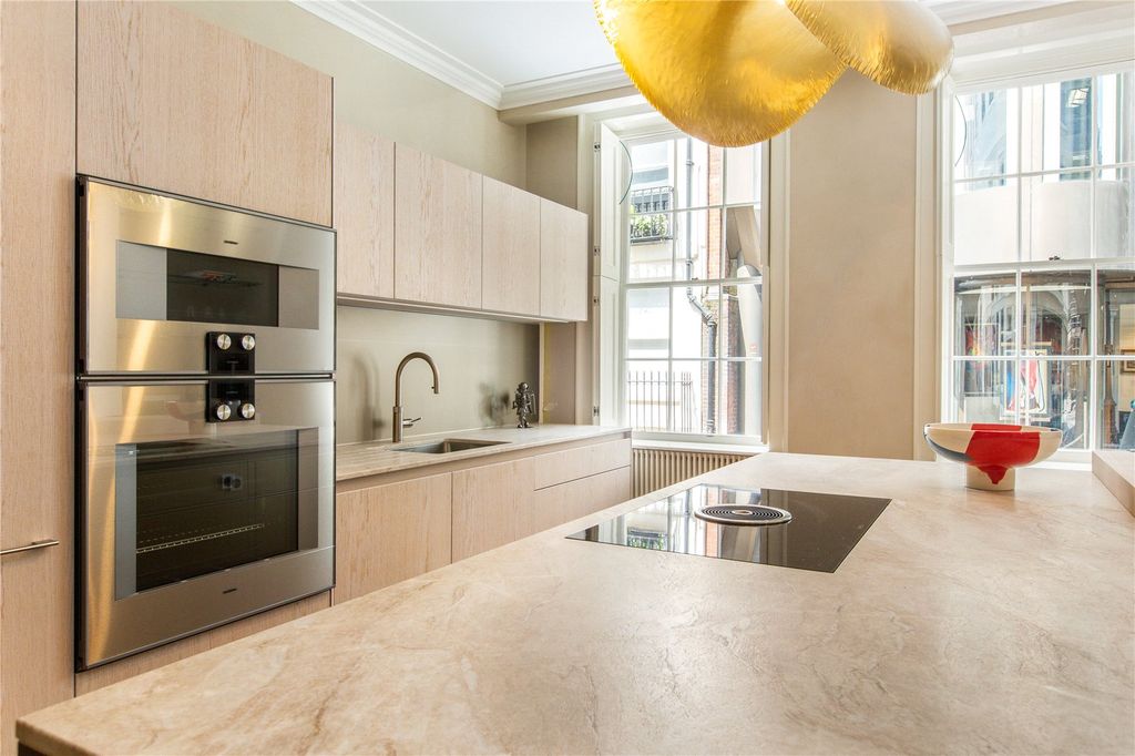 St James's Place, St James's, London SW1A, 4 bed terraced house for ...