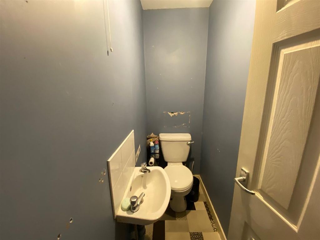 Mill View, Mill Street, Liverpool L8, 2 bed flat for sale, £35,000 ...