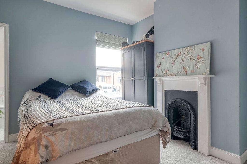 Cavendish Street, Worcester WR5, 3 bed semi-detached house for sale, £ ...