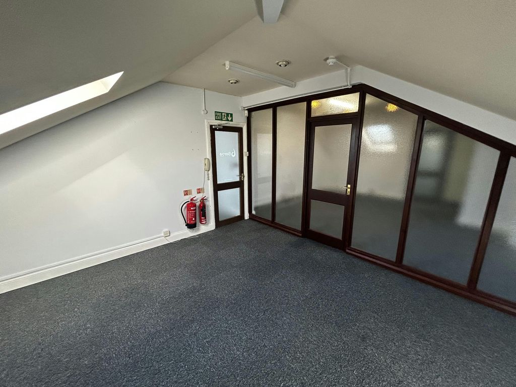 81-83 Warwick Road, Olton, Solihull B92, Office to let, £7,800 pa ...