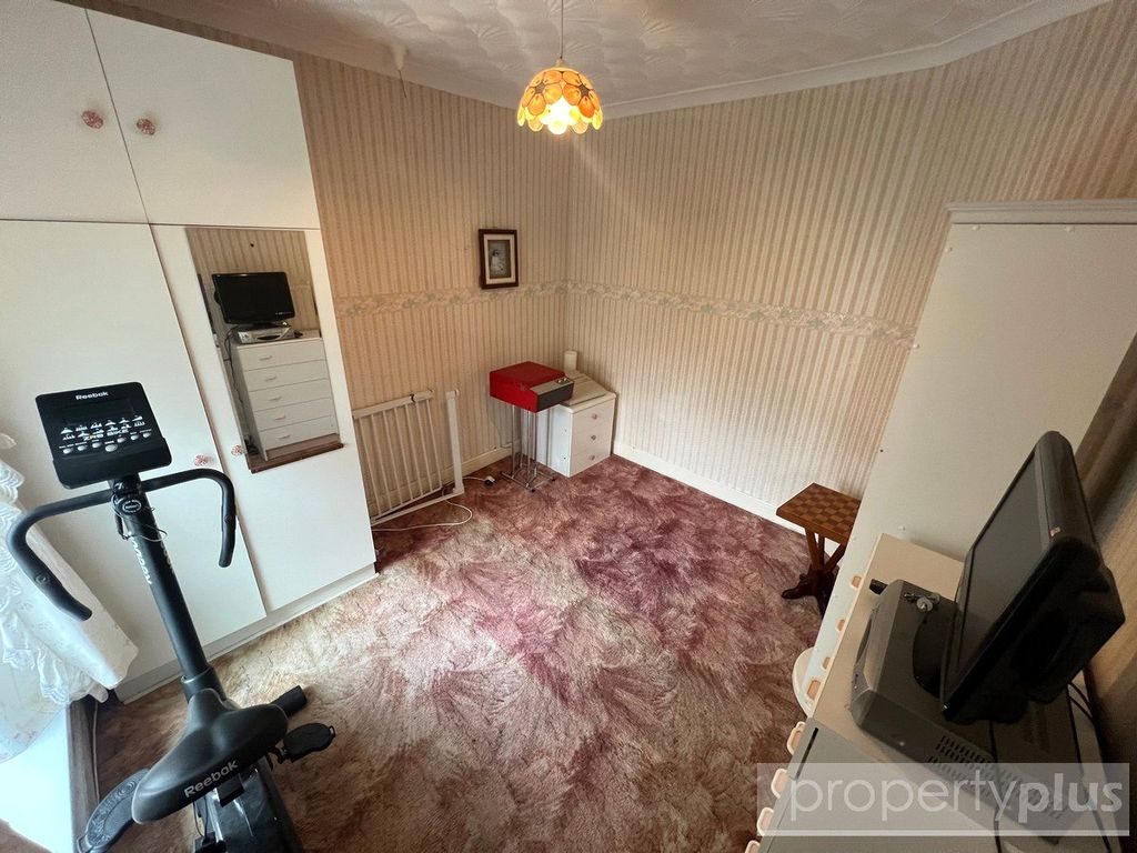 Pleasant View, Wattstown, Porth, Rhondda Cynon Taff CF39, 3 bed ...