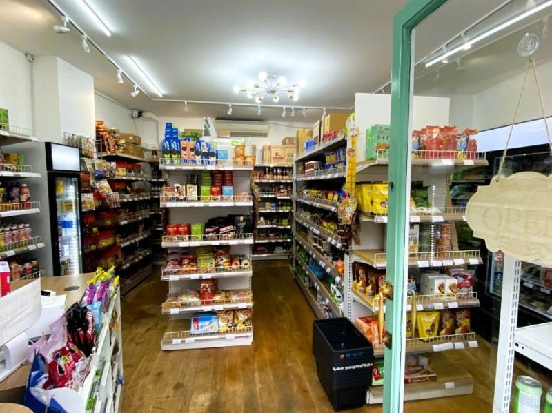 Shop, 2B, Devonshire Road, Chiswick W4, Retail premises to let, £27,500 ...