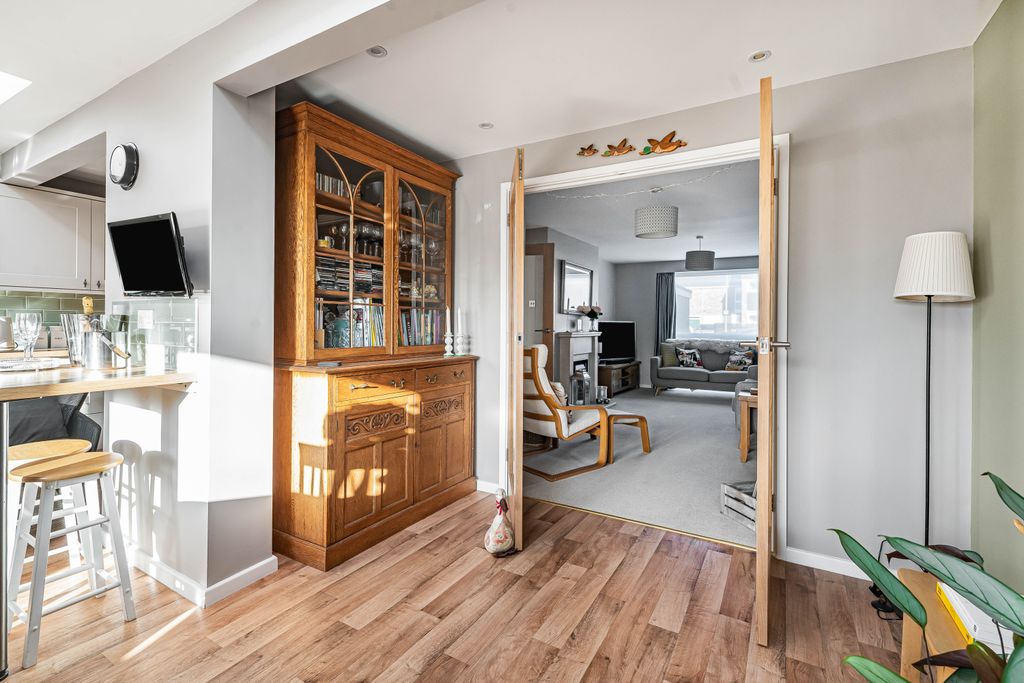 Marsden Green, Welwyn Garden City, Hertfordshire AL8, 3 bed end terrace ...