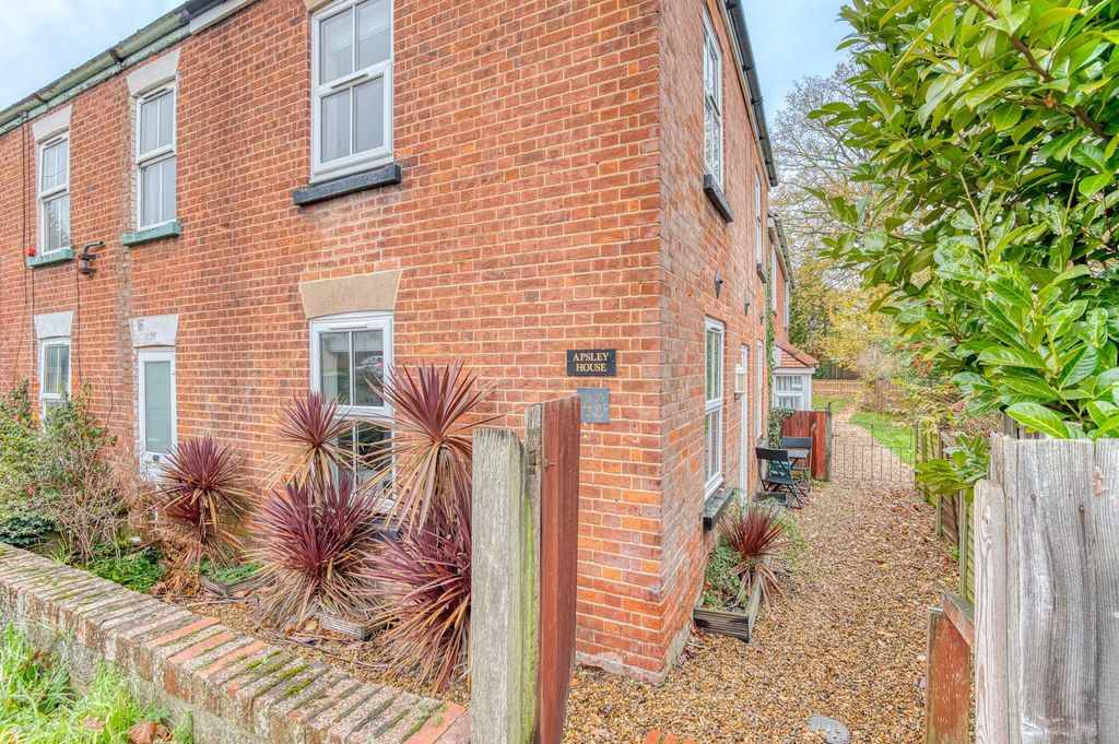 Norwich Road, Horstead NR12, 2 bed semi-detached house for sale, £ ...