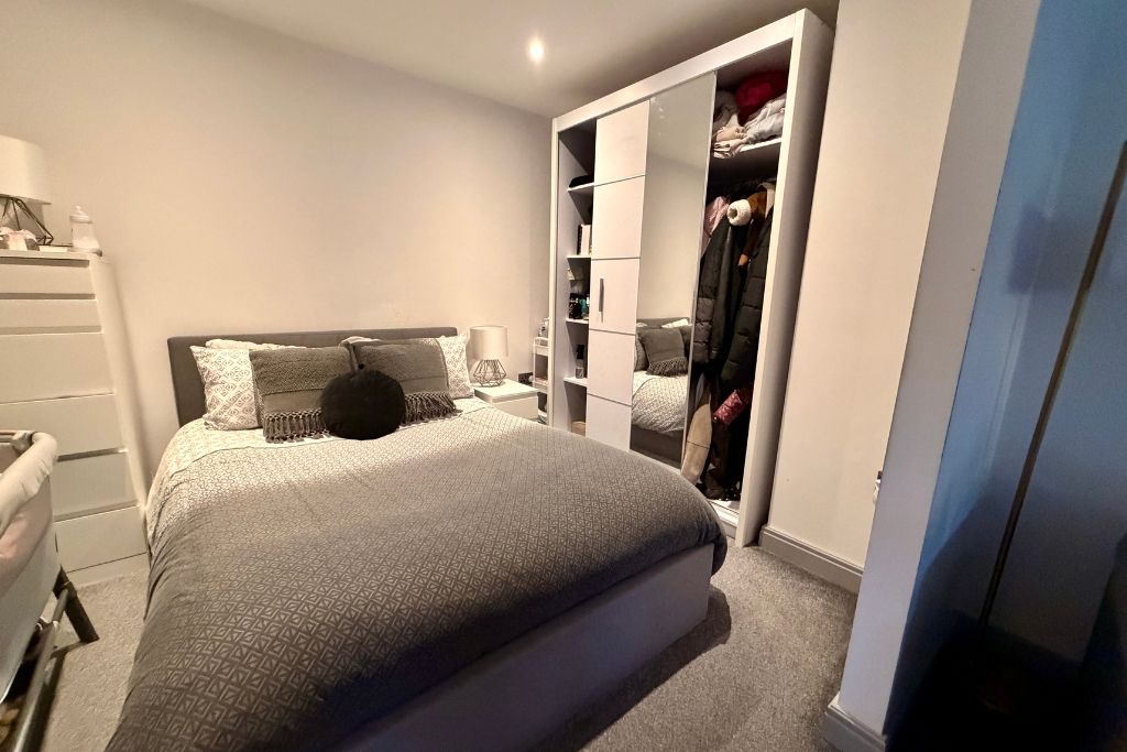 Liv Apartments, George Street, Bradford, West Yorkshire BD1, 1 bed ...