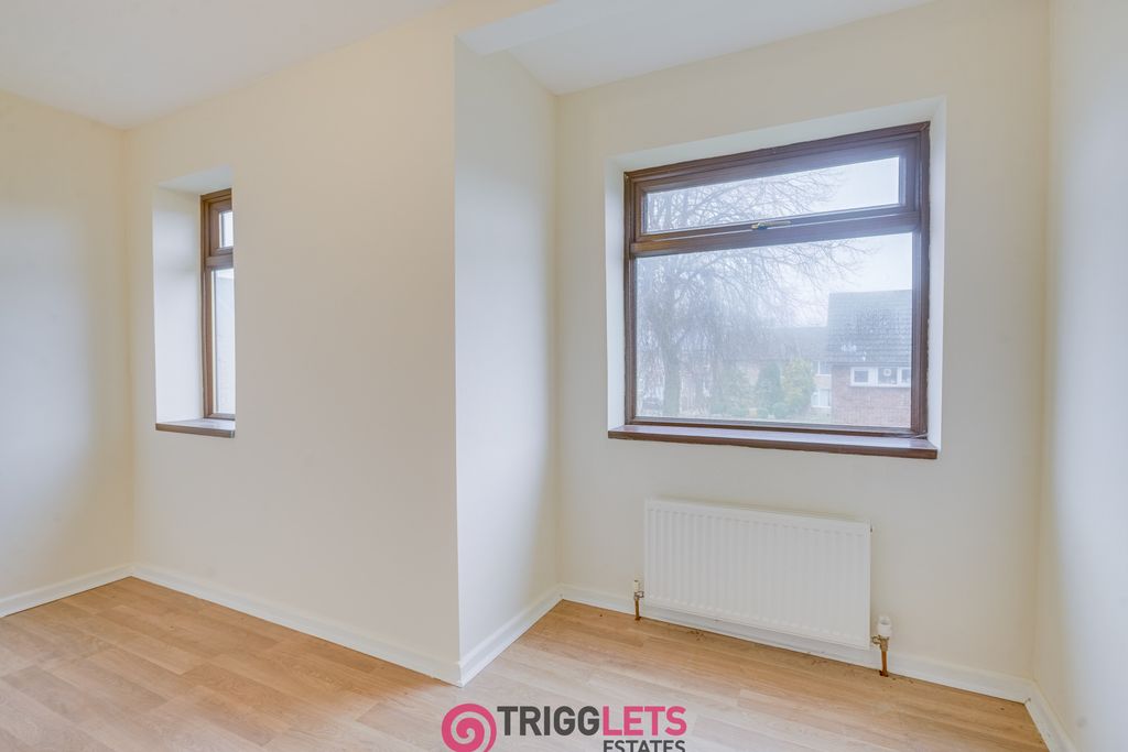 Wombwell Road, Platts Common, Hoyland, Barnsley, 9 S74, 4 bed detached ...