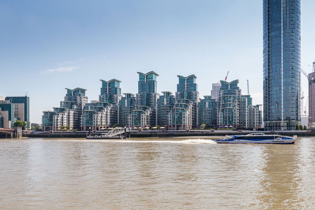 St. George Wharf, London SW8, 2 bed flat to rent, £2,500 pcm ...