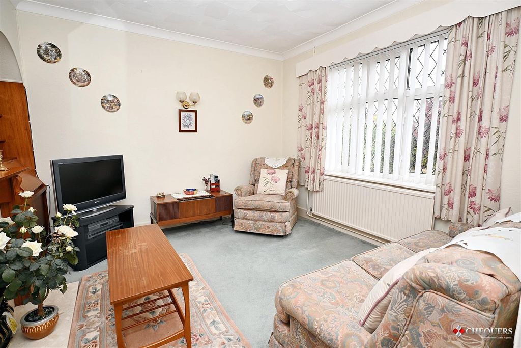 Hatch Lane, Old Basing, Basingstoke RG24, 2 bed detached bungalow for ...