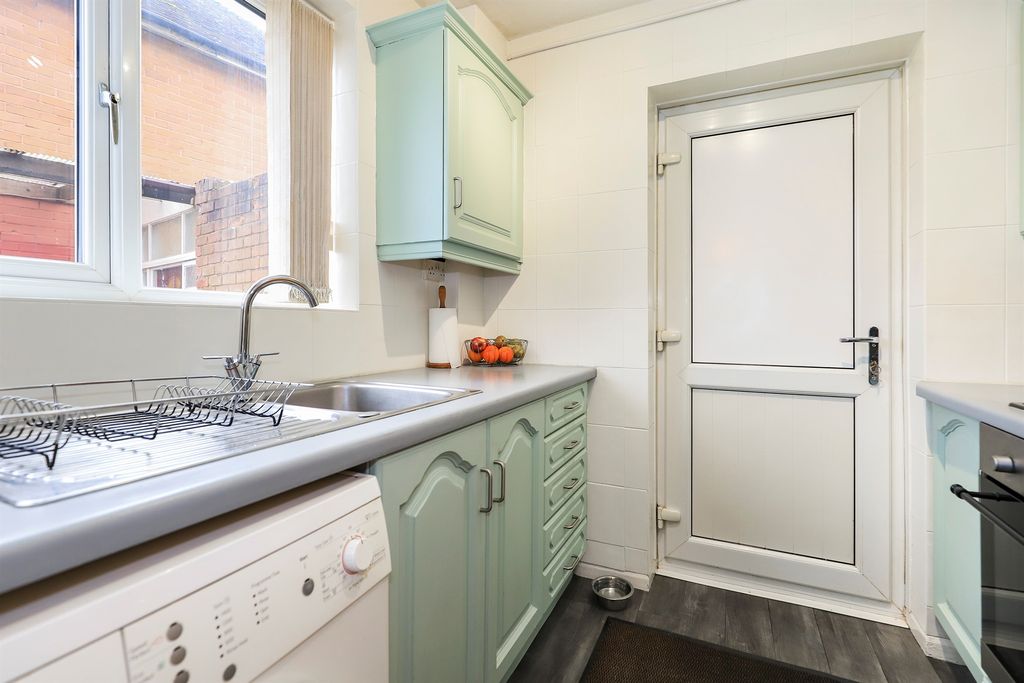 Brindley Avenue, Ashmore Park, Wolverhampton WV11, 3 bed semi-detached ...