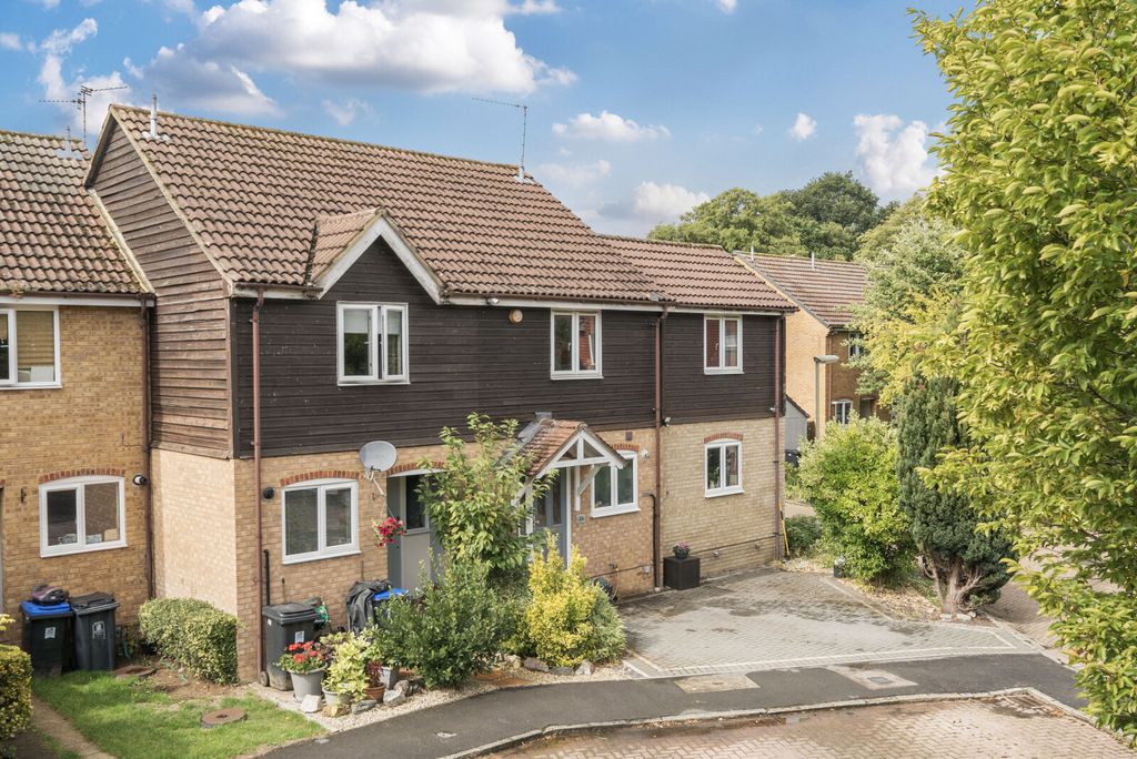 Dunfee Way, Byfleet KT14, 3 bed end terrace house for sale, £450,000 ...