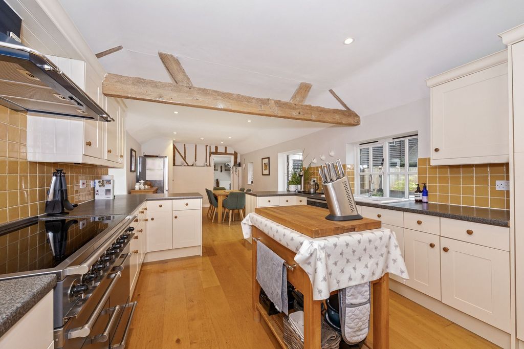 Harbolets Road, West Chiltington RH20, 4 bed semi-detached house for ...