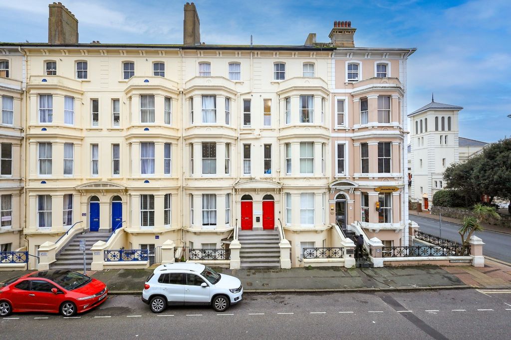 Lascelles Terrace, Eastbourne BN21, 1 bed flat for sale, £150,000 ...