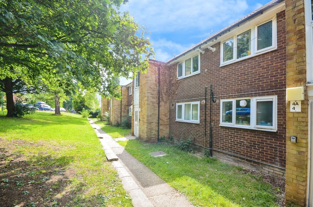 Ladies Grove, St. Albans AL3, 1 bed flat for sale | PrimeLocation