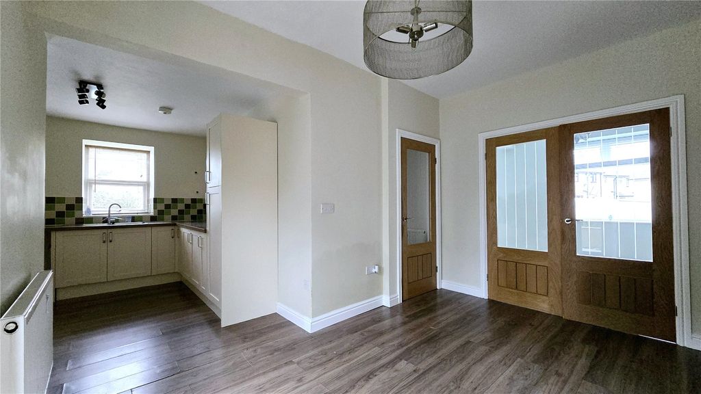 Llanfawr Road, Holyhead, Isle Of Anglesey LL65, 3 bed semi-detached ...