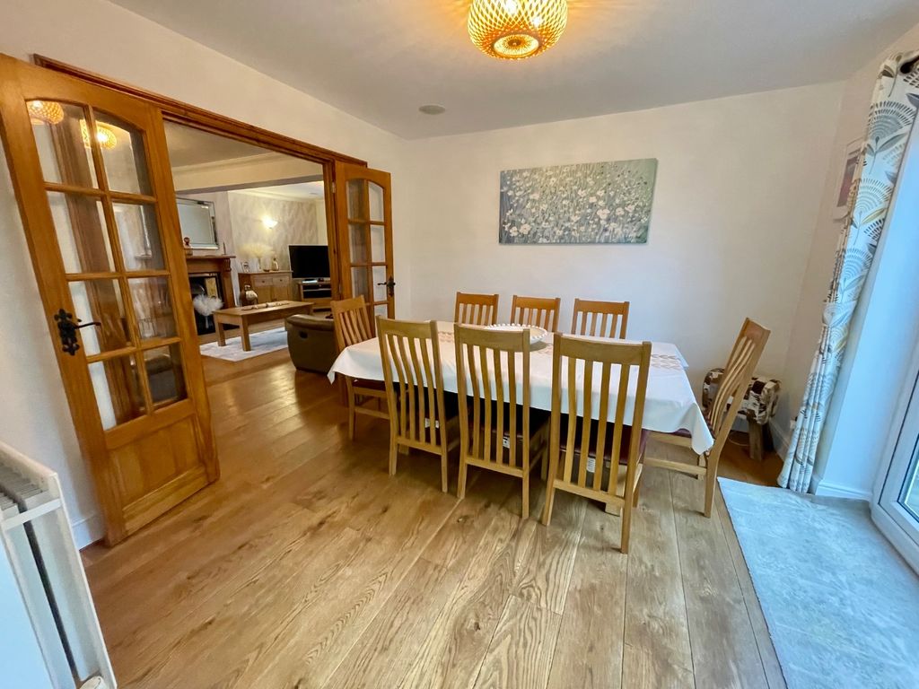 The Cottages, Great Bramingham Lane, Luton LU3, 4 bed end terrace house ...