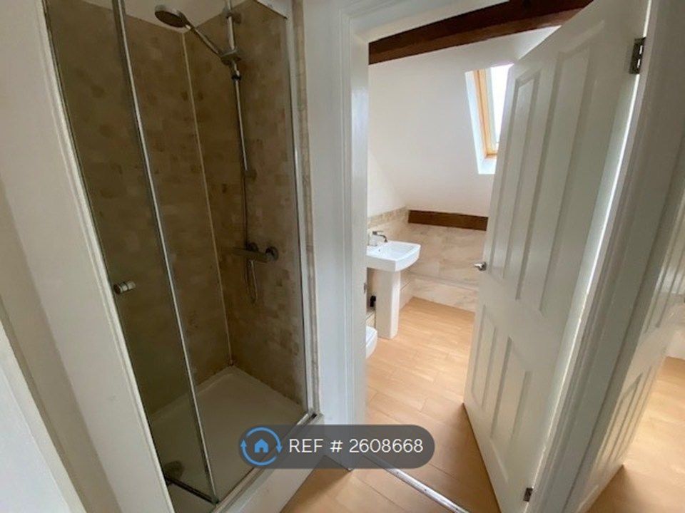 Branch Road, Armley, Leeds LS12, Studio to rent, £675 pcm | PrimeLocation