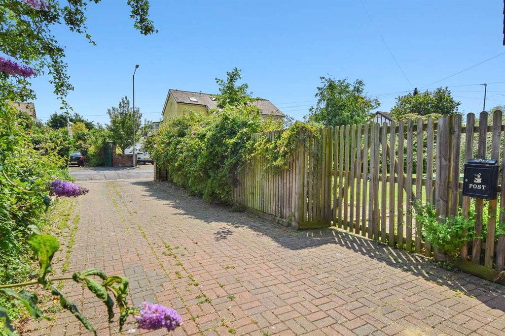 Beltinge Road, Herne Bay CT6, 5 bed detached house for sale, £685,000 ...