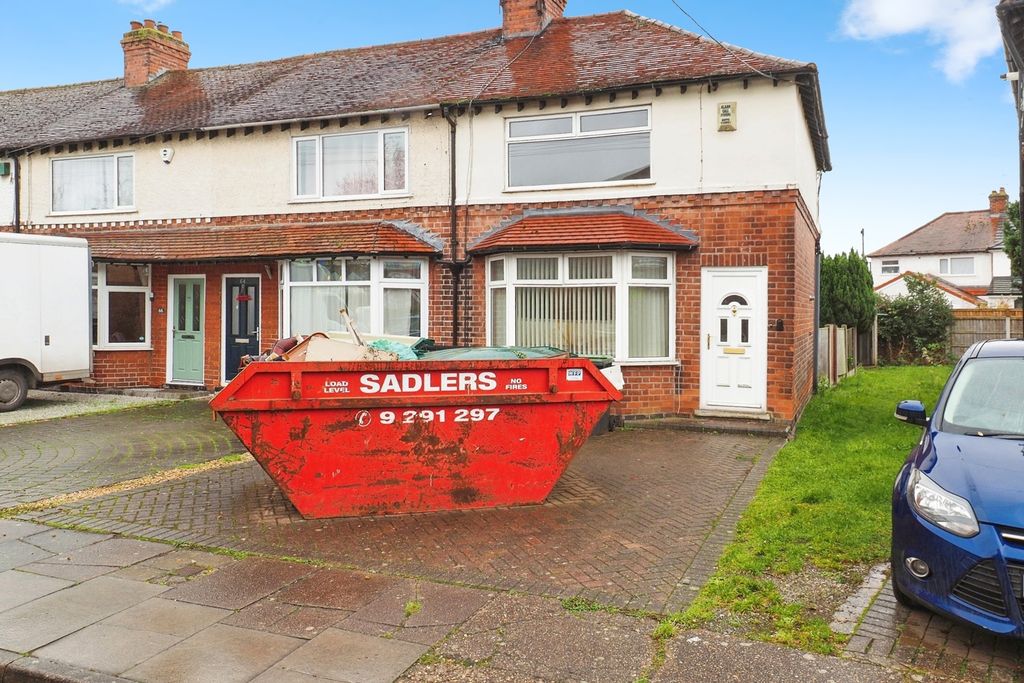 Leslie Avenue, Beeston, Nottingham, Nottinghamshire NG9, 2 bed end ...