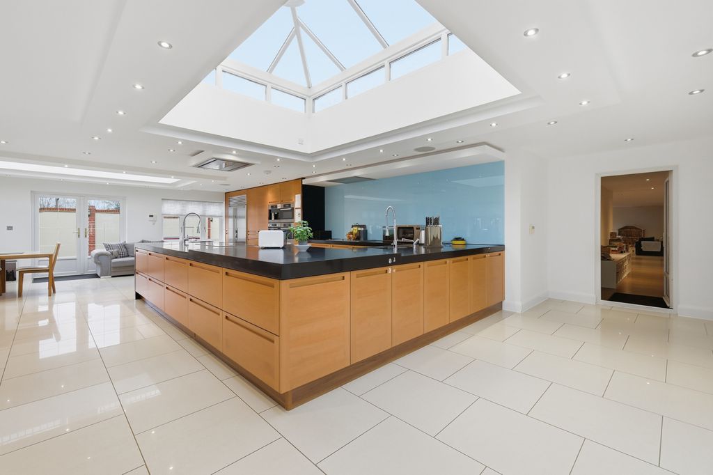 Priory Road, Tiptree CO5, 10 bed detached house for sale, £2,250,000 ...