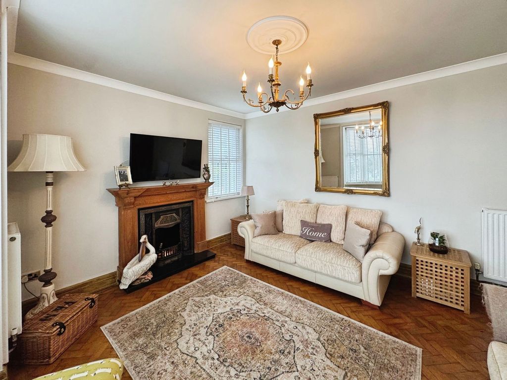 Penycae Road, Port Talbot SA13, 2 bed bungalow for sale, £275,000 ...