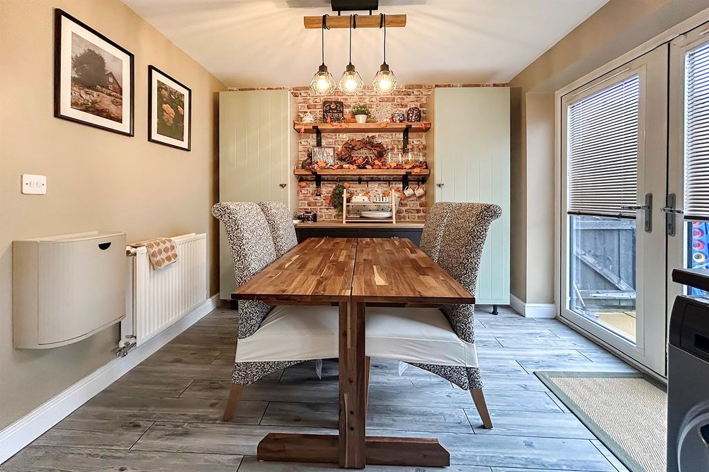 Ranger Drive, Akron Gate Oxley, Wolverhampton WV10, 3 bed semi-detached ...