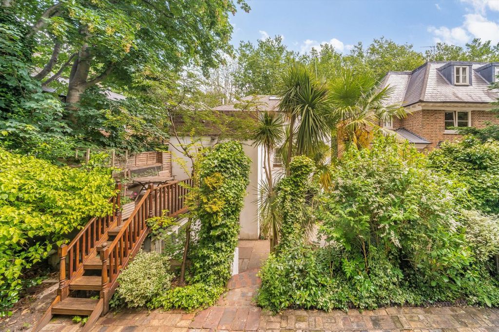 North Hill, Highgate N6, 7 bed semi-detached house for sale | PrimeLocation