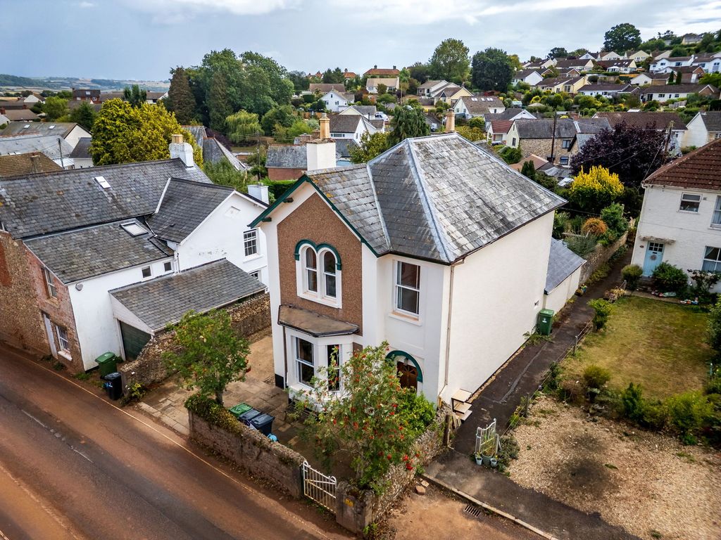 Sidmouth Road, Colyton EX24, 3 bed detached house for sale, £650,000 ...