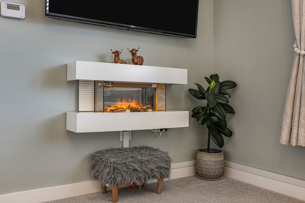 Craigton Drive, Bishopton PA7, 3 bed semi-detached house for sale, £ ...