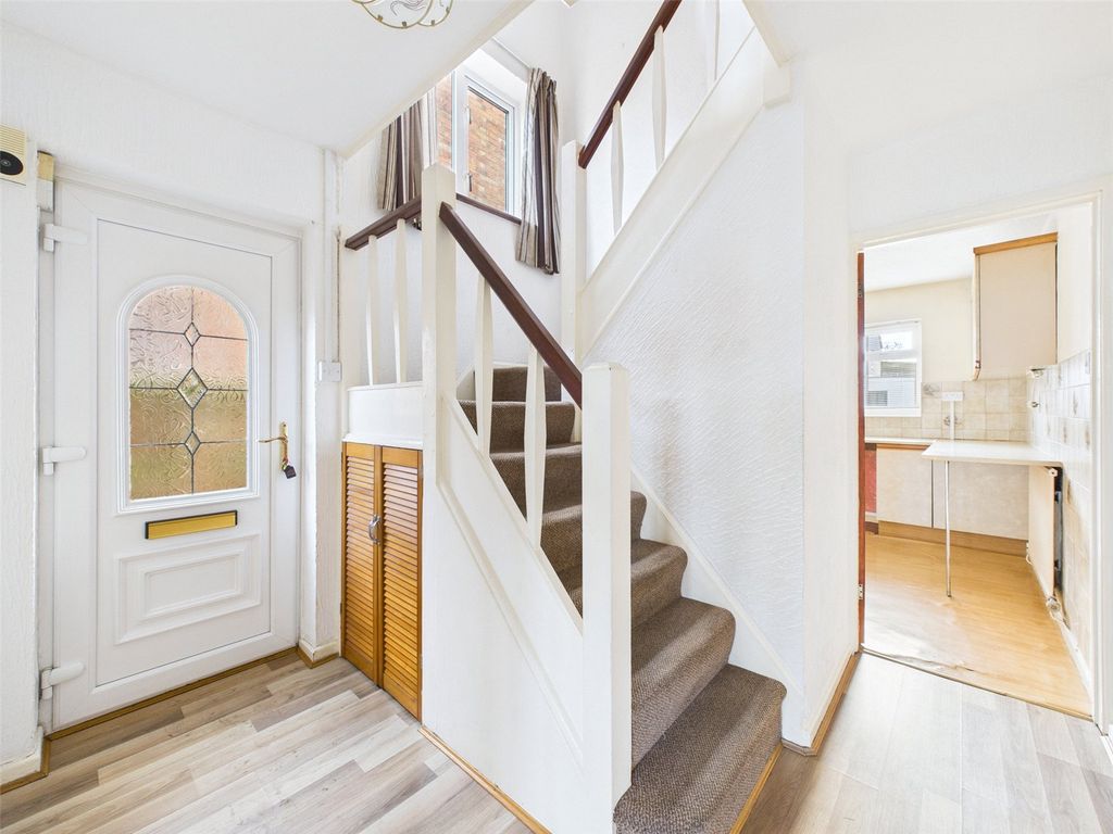 Sisson Road, Gloucester, Gloucestershire GL2, 3 bed semi-detached house ...