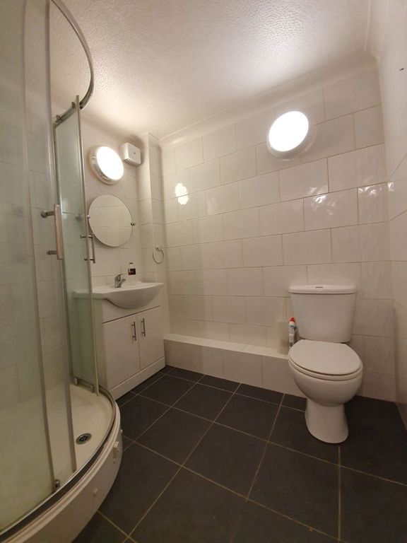 - Whitegate Drive, Blackpool, Lancashire FY3, 1 bed flat to rent, £750 ...