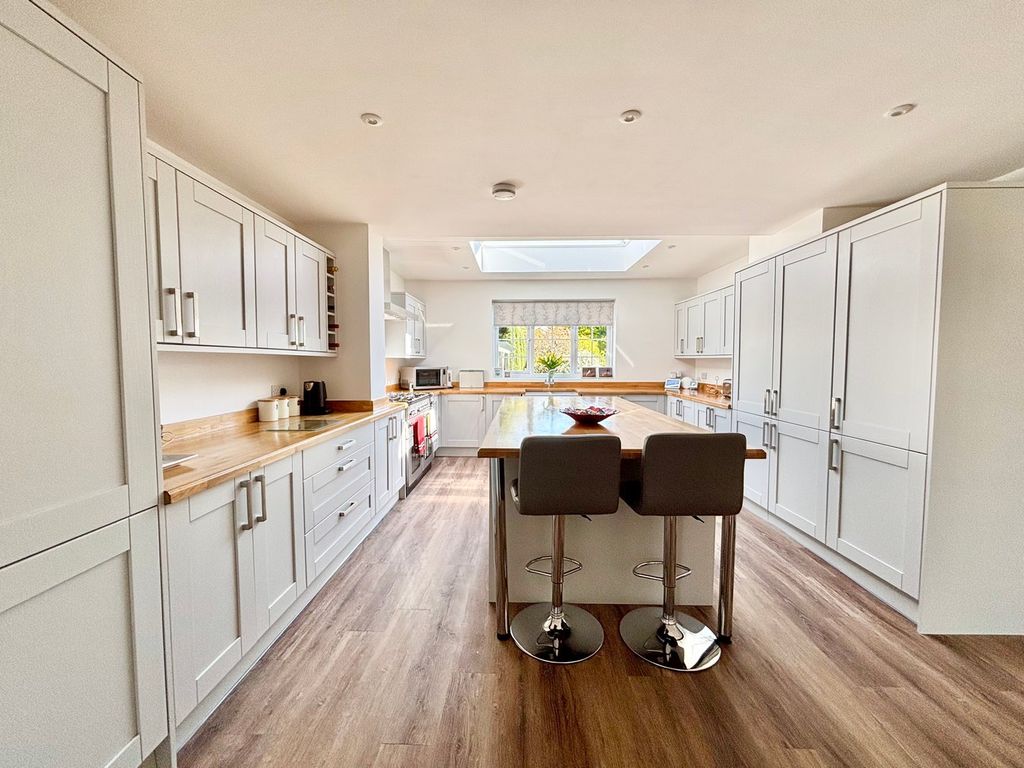 Collington Rise, Bexhill-On-Sea TN39, 4 bed detached house for sale ...