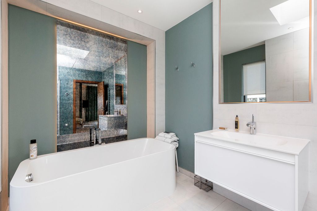 Castle Gogar Rigg, Gogar, Edinburgh EH12, 5 bed detached house for sale ...