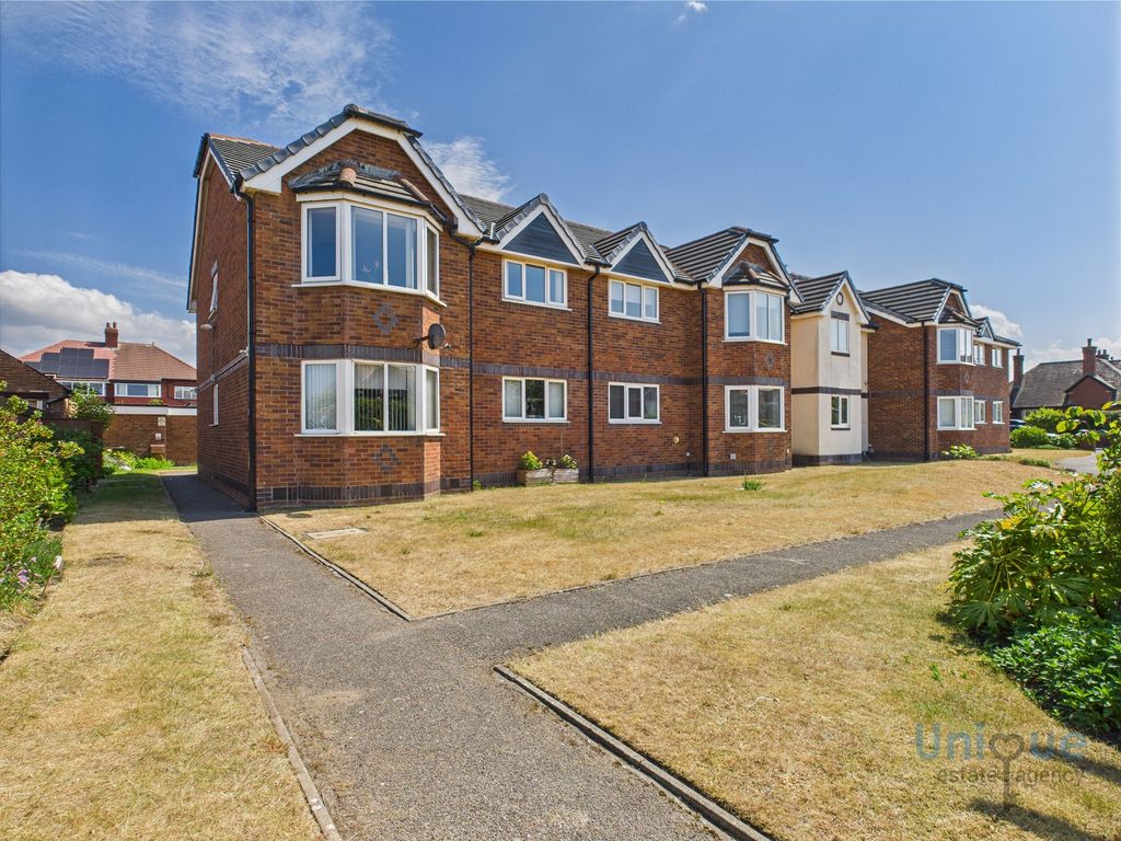 Dawlish Lodge, 421 Clifton Drive North, Lytham St. Annes FY8, 2 bed flat for sale, £180,000 ...