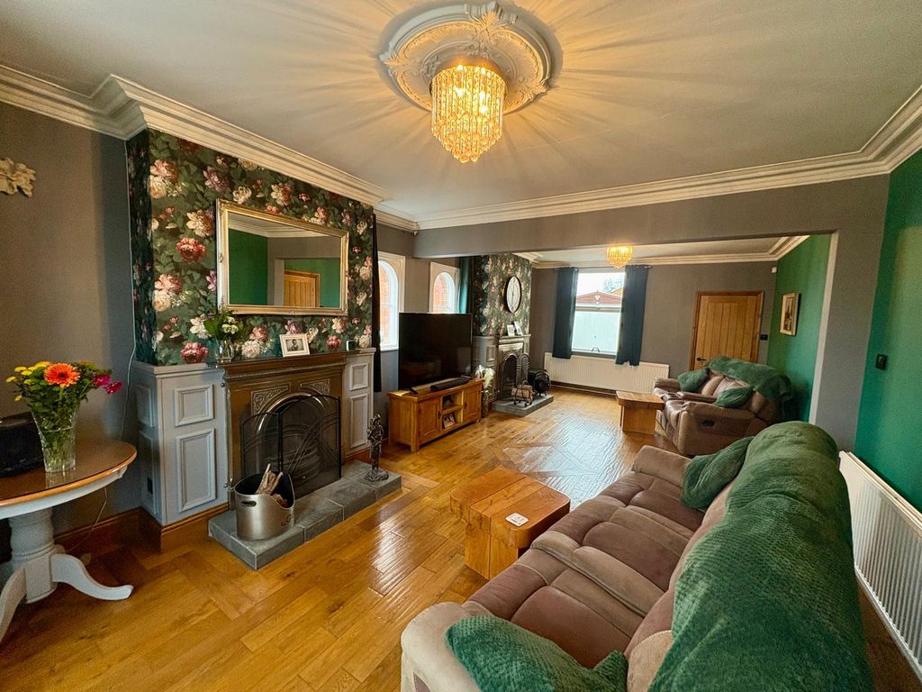 Leicester Road, Shepshed, Loughborough LE12, 2 bed detached house for ...