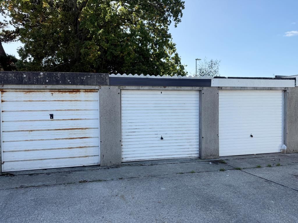 Garage 8G, Service Area 19, Bishopsfield Road, Fareham, Hampshire PO14 ...