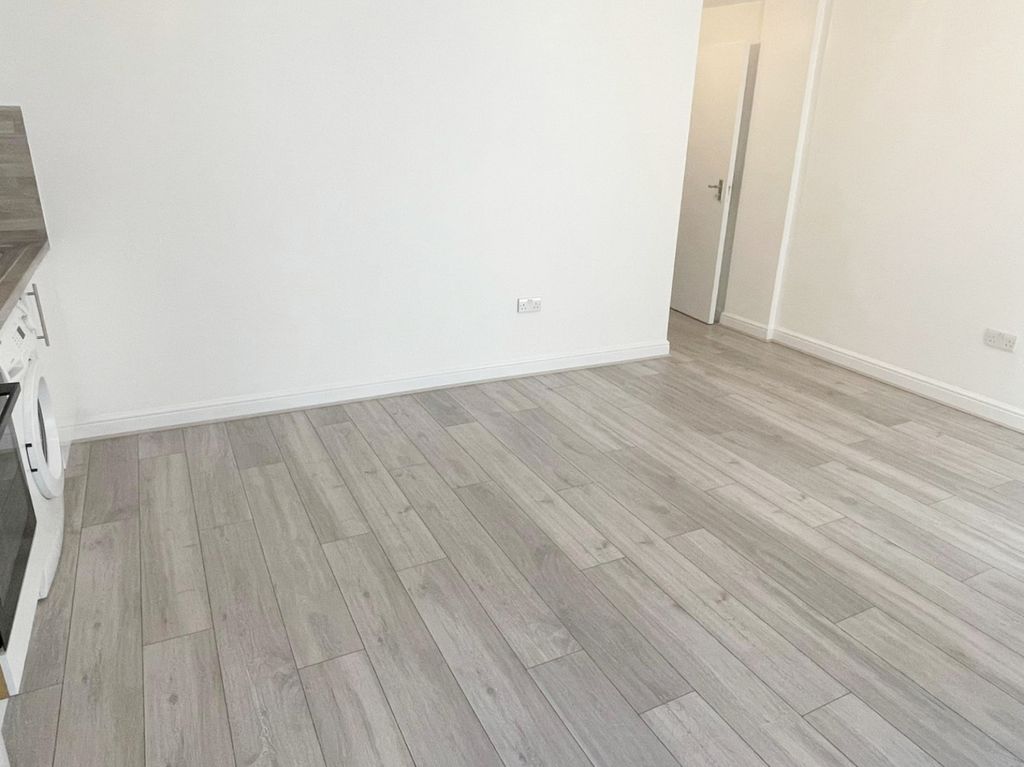 Mildenhall Road, Hackney E5, 1 bed flat to rent, £1,600 pcm | PrimeLocation